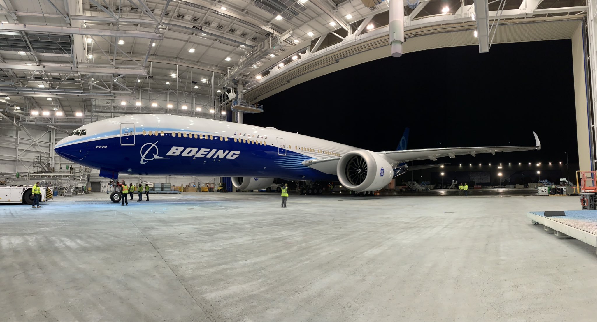 First Flight Of The Boeing 777X Was Postponed To 2020